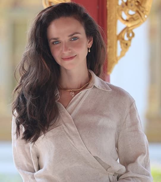 Camila Zen | Professora de Yoga e Meditação
