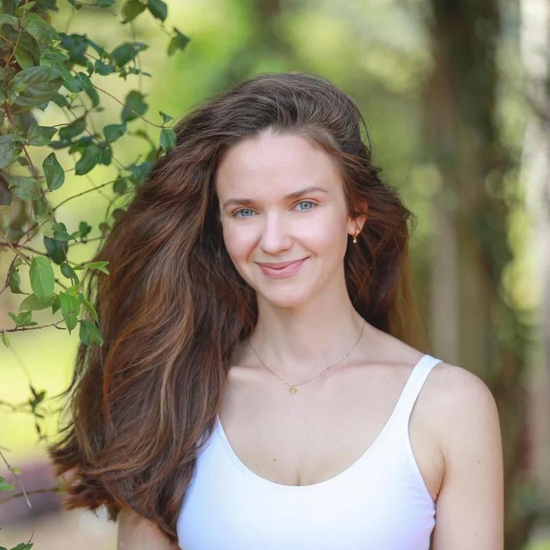 Camila Zen | Professora de Yoga e Meditação